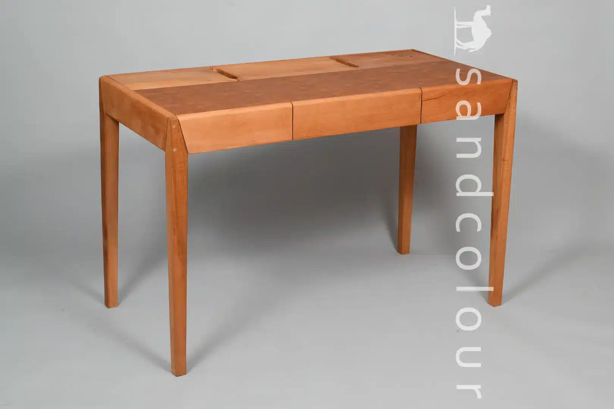 Joey Beech Wood Desk – Brown Leatherite– Sandcolour